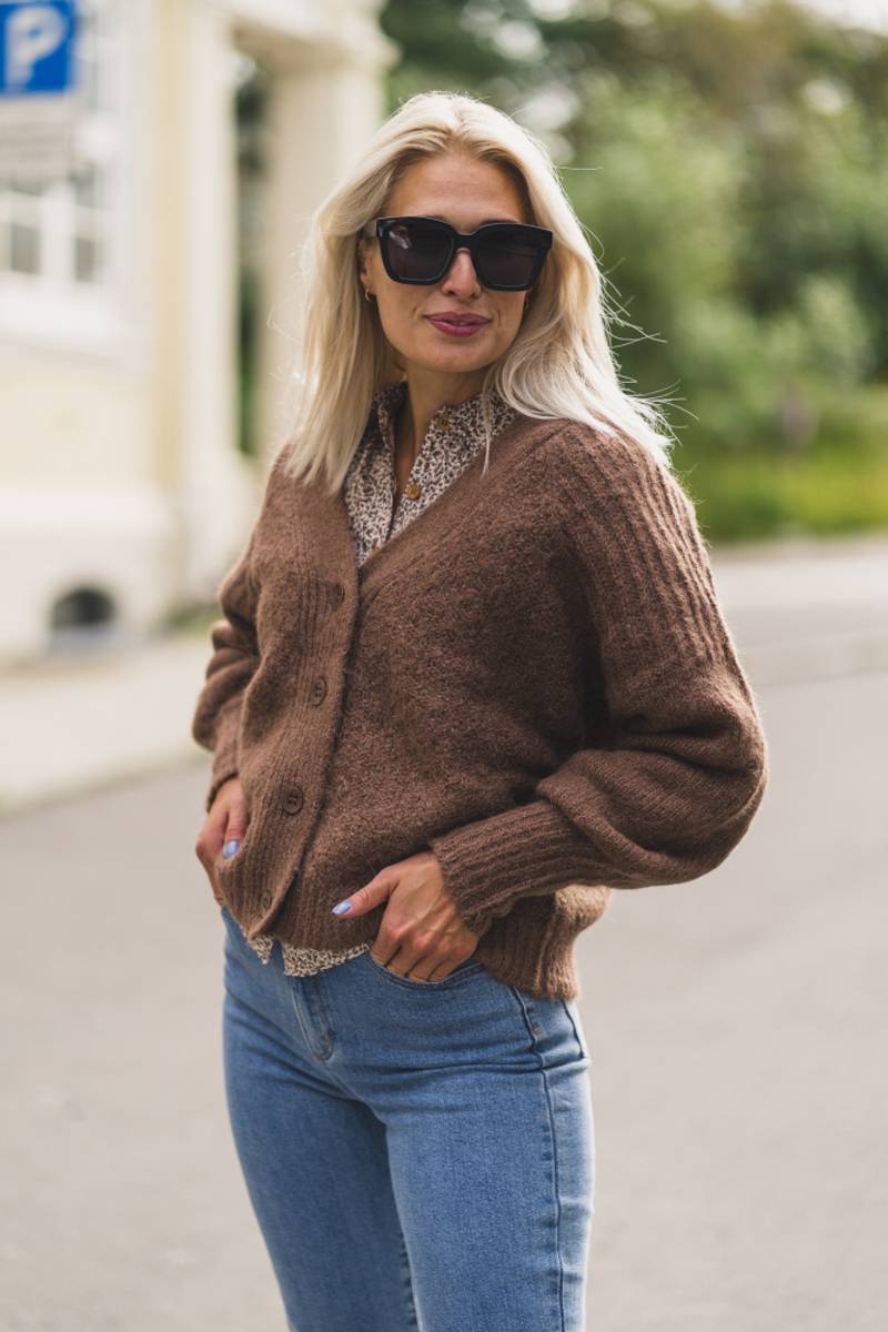 Soft Knit Cadigan Brown - Vakre Vene