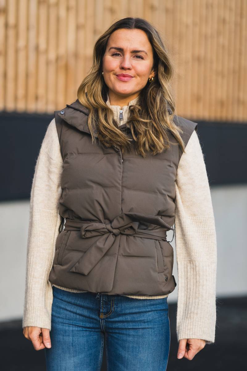 Vesty Major Brown - Vakre Vene