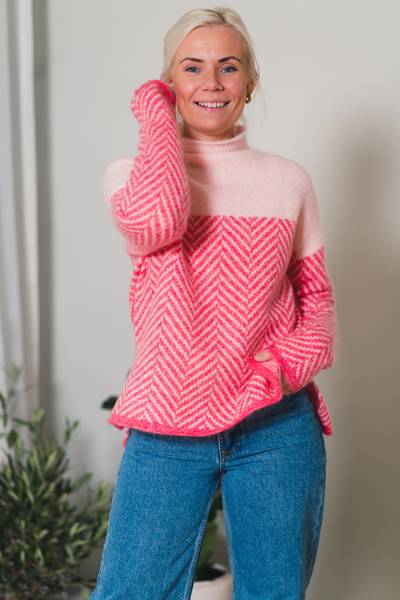 Second Female - Vakre Vene